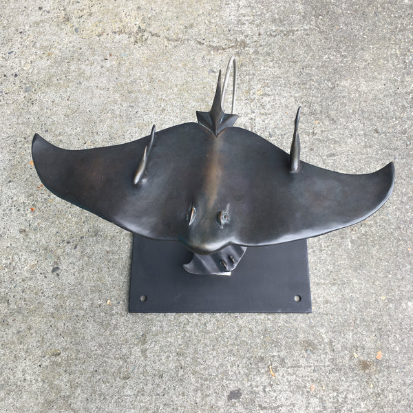 Stingray and Pilot Fish Sculpture - The Cool Store Gallery